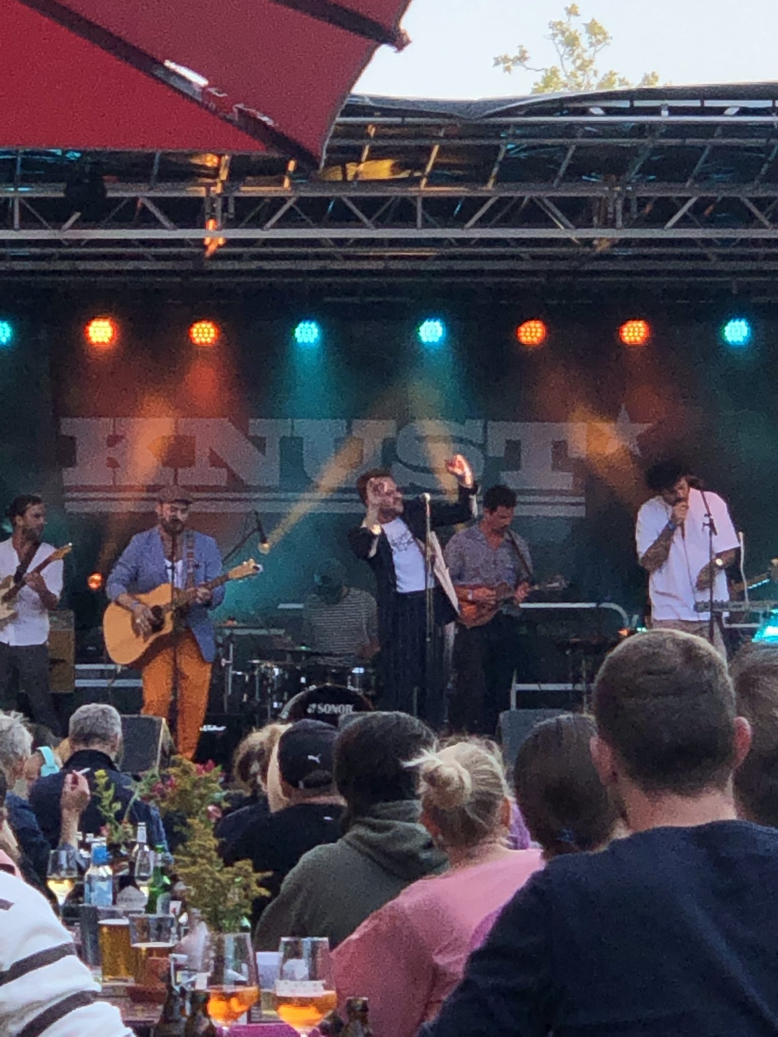 Veranstaltungsort ᐅ Knust in Hamburg- Termine auf kneipenkonzerte.de